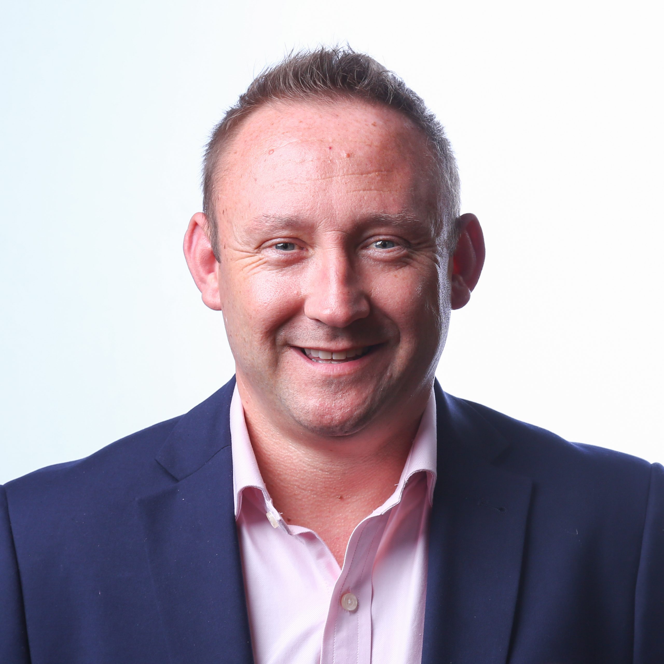 Mark Robertson's Instagram, Twitter & Facebook on IDCrawl